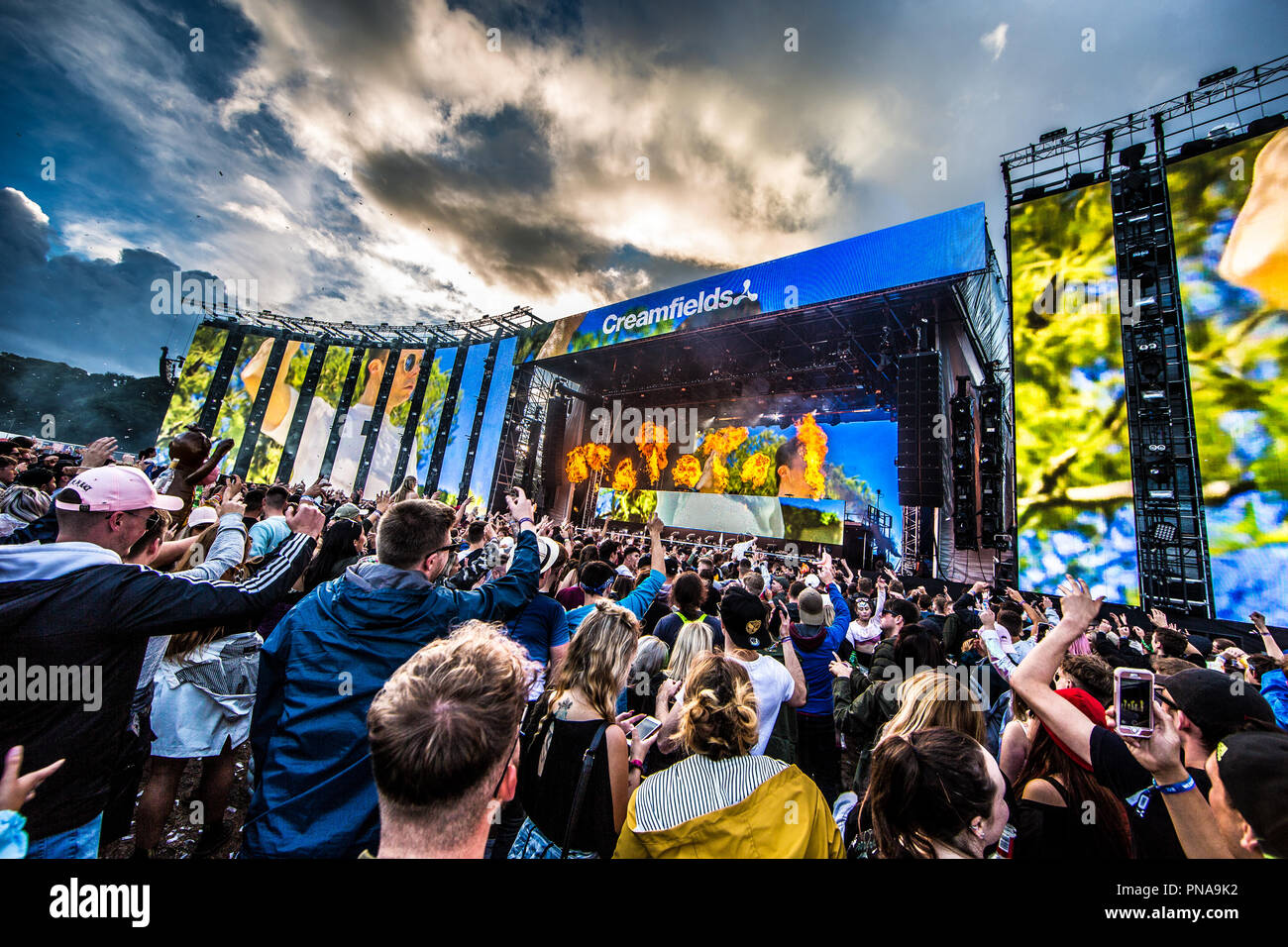 Image: Charlie Raven Stock Photo - Alamy