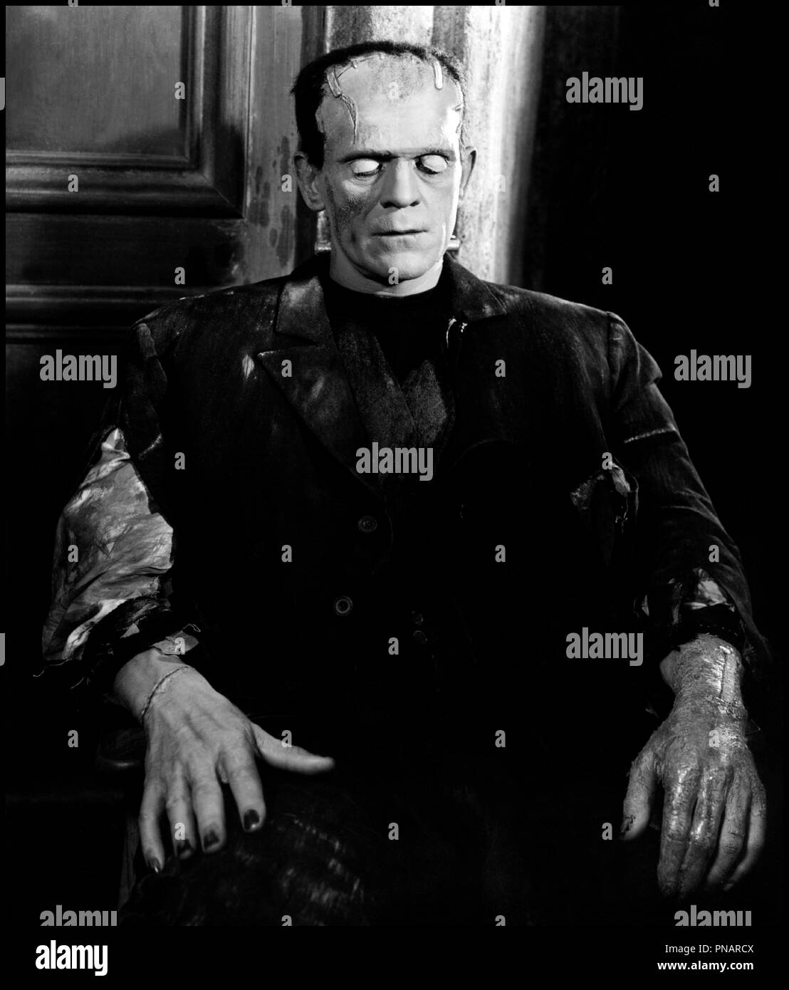 Boris Karloff And Bride Of Frankenstein Stock Photos & Boris Karloff ...