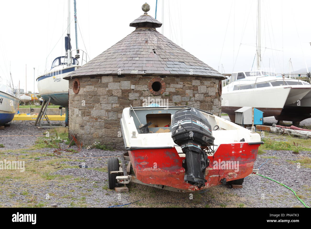 Port penrhyn commercial docks hi-res stock photography and images - Alamy