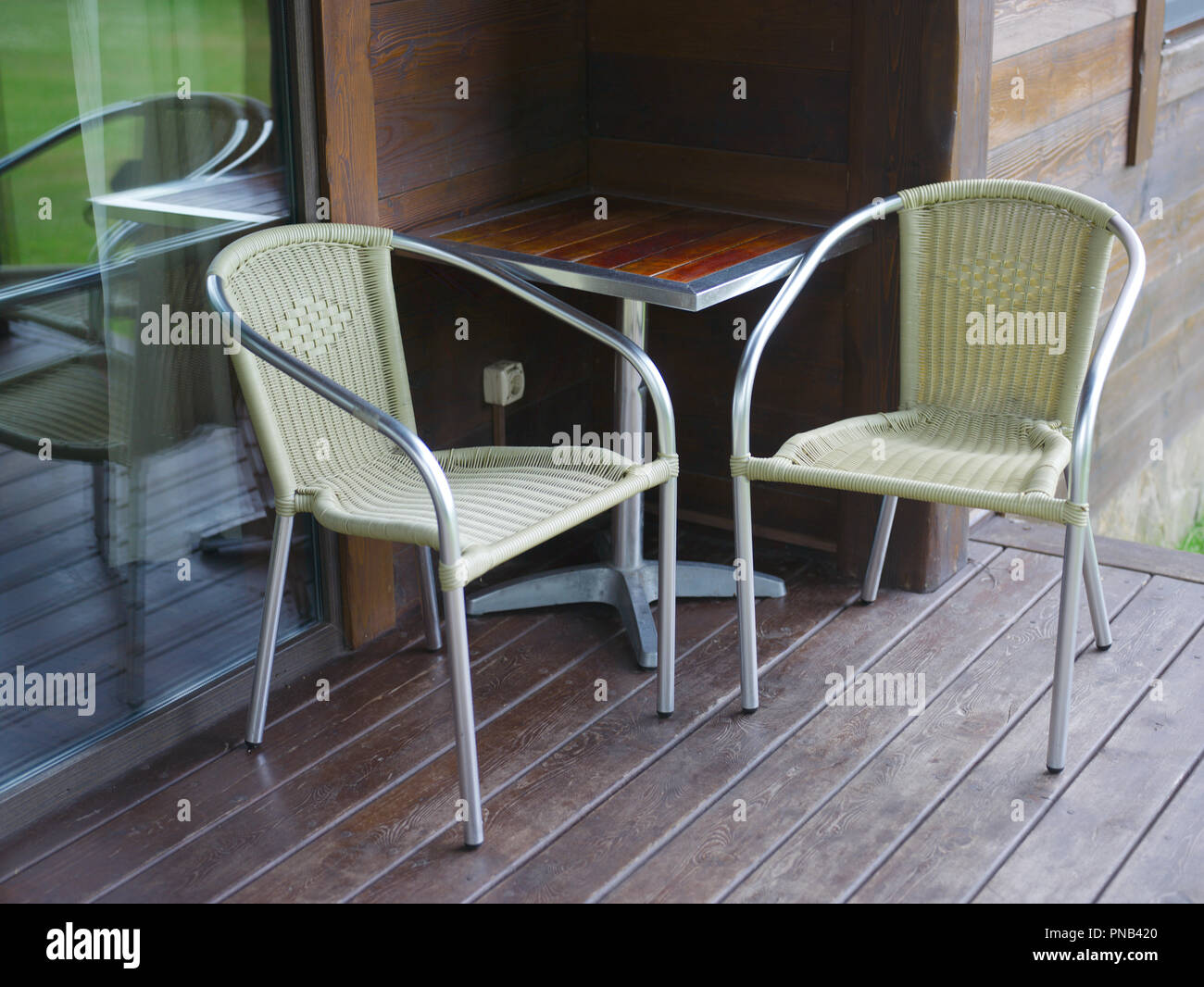 Bunch of chairs hi-res stock photography and images - Alamy