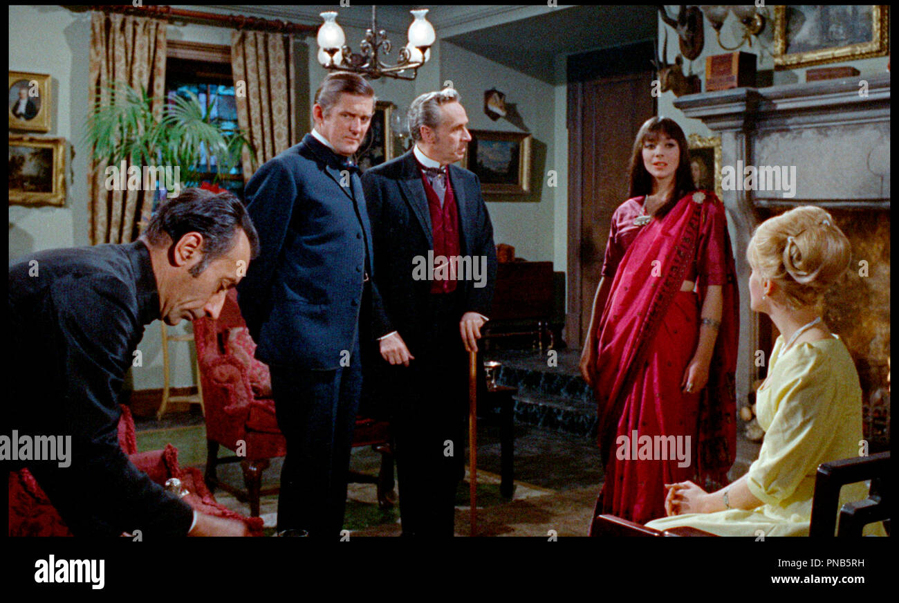 Jacqueline Pearce Stock Photos & Jacqueline Pearce Stock Images - Alamy