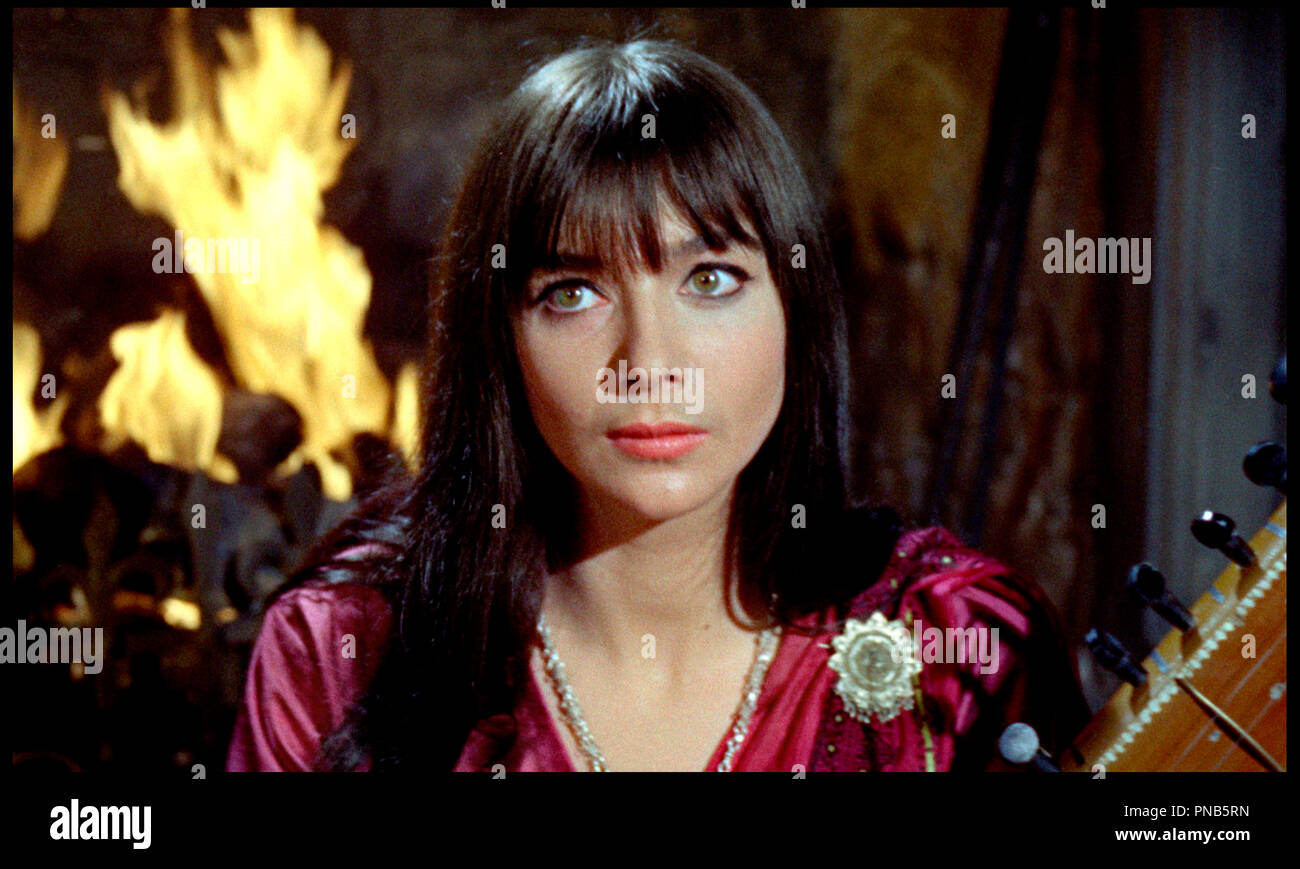 Jacqueline Pearce Stock Photos & Jacqueline Pearce Stock Images - Alamy