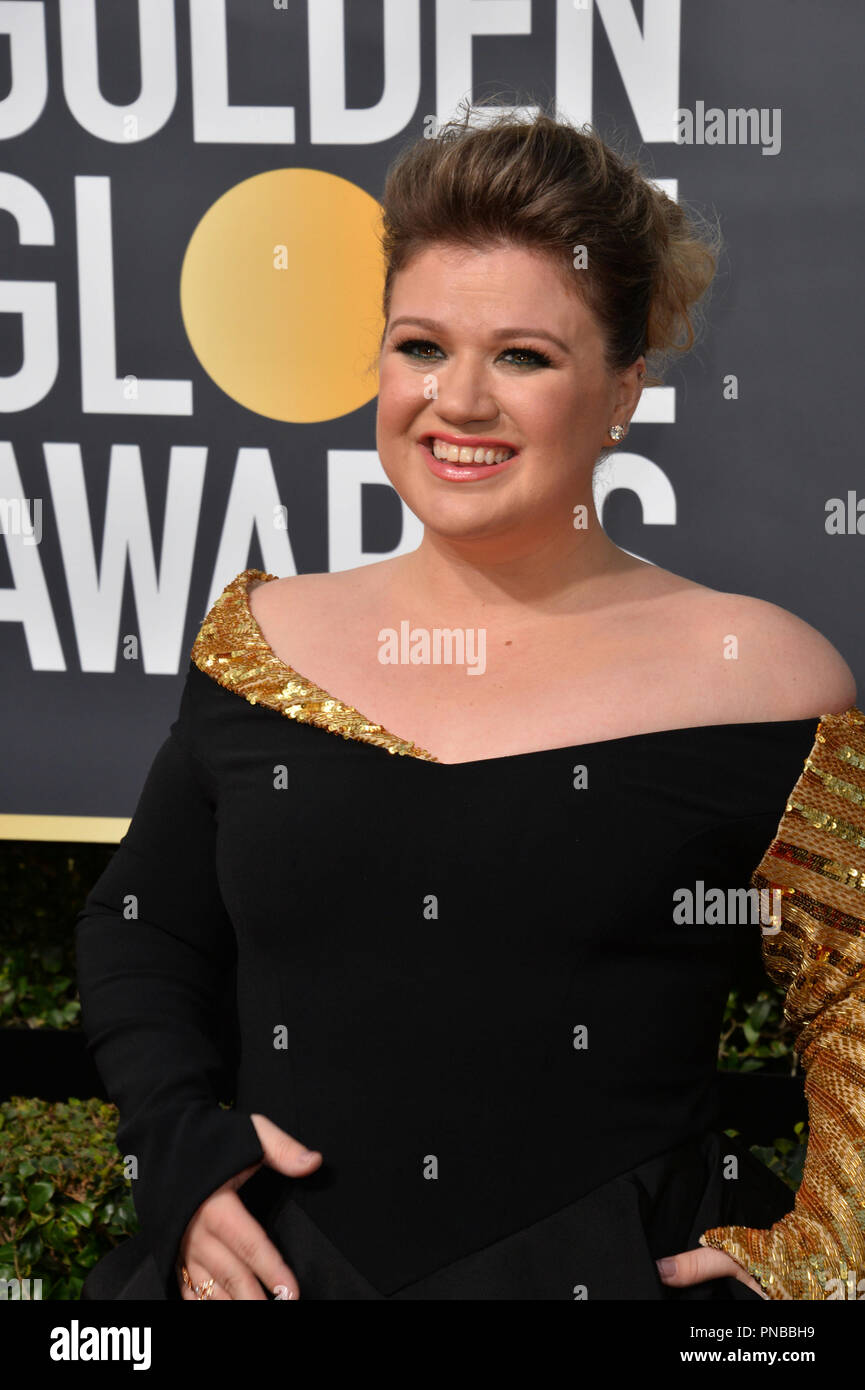 Kelly Clarkson at the 75th Annual Golden Globe Awards at the Beverly ...