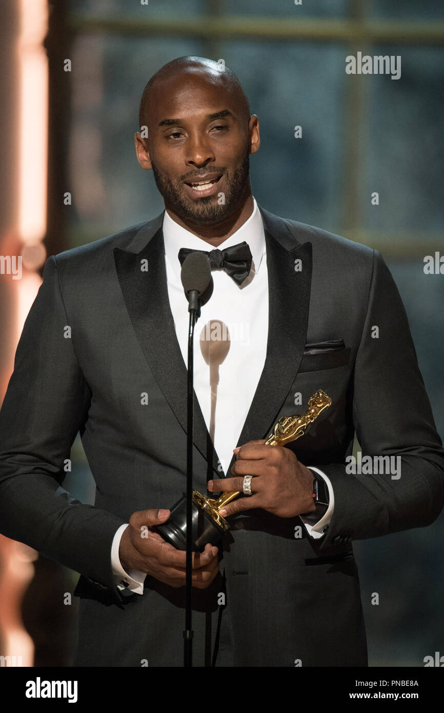 Kobe Bryant accepts the Oscar® for best animated short film, for work ...