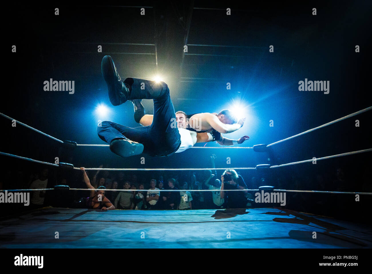 Bodyslam pro wrestling hi-res stock photography and images - Alamy