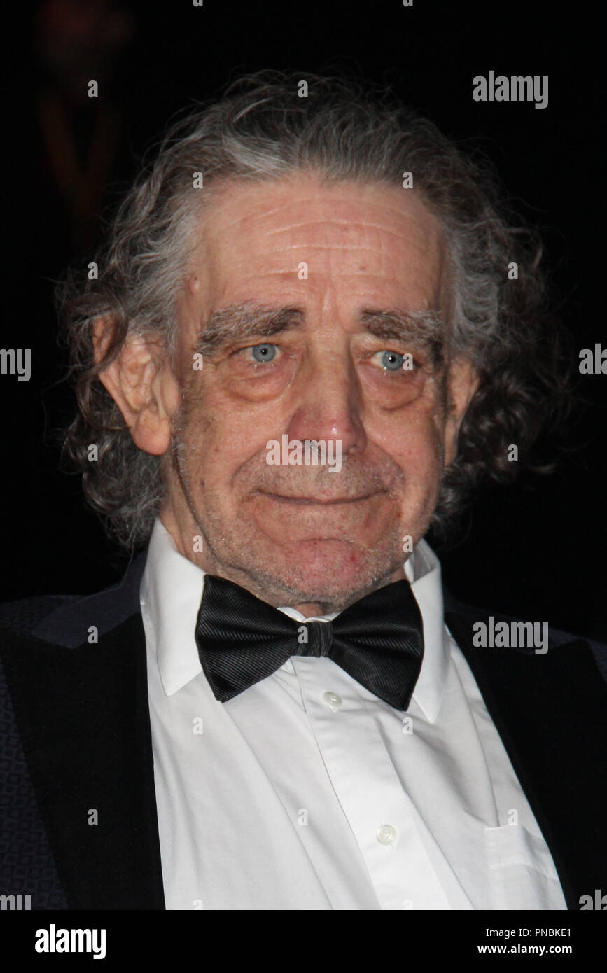 Peter Mayhew 12/09/2017 The World Premiere of Lucasfilm's "Star Wars ...