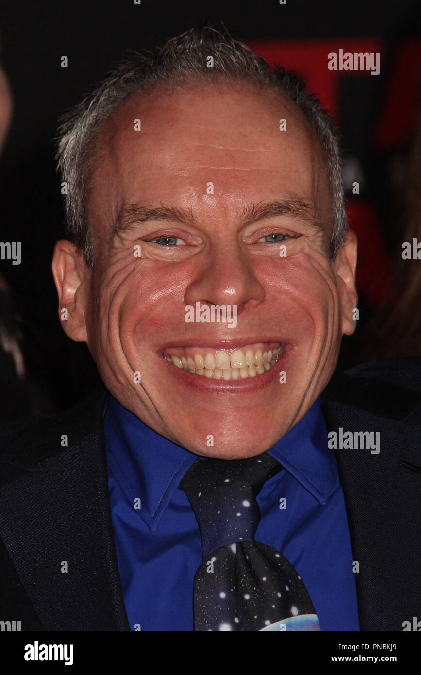 Warwick Davis 12/09/2017 The World Premiere of Lucasfilm's "Star Wars ...