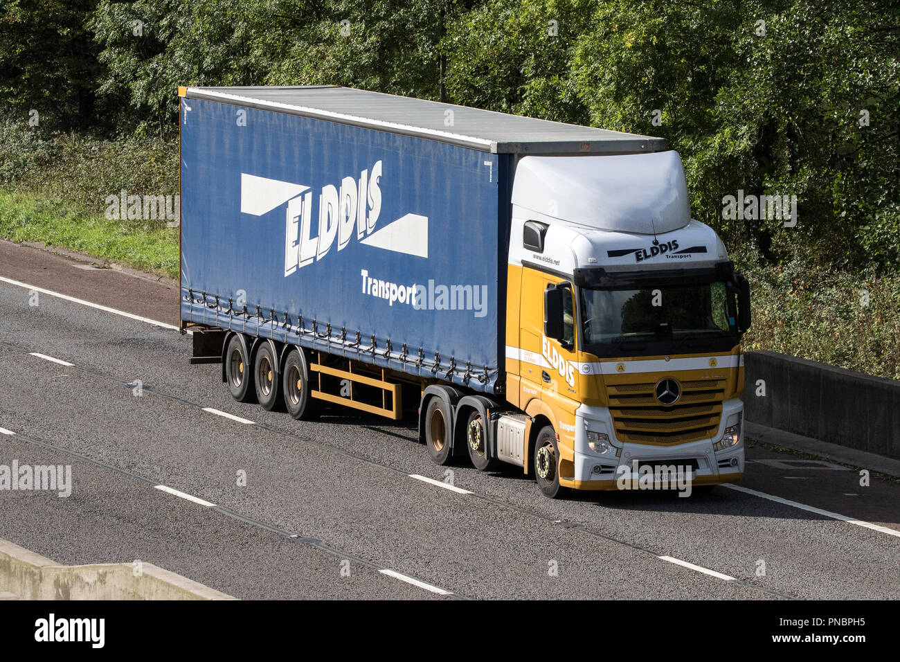 HGV Heavy goods lorries, trucks & trucking, logistics transport ...
