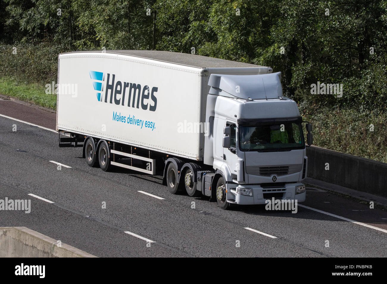 HGV Heavy goods lorries, trucks & trucking, logistics transport ...