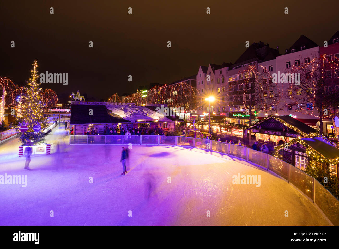 Christmas market, Köln, North Rhine-Westphalia, Germany, Europe Stock ...
