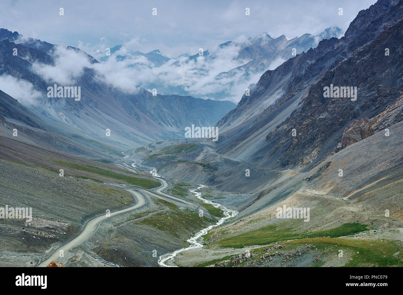 Kyrgyzstan gorge barskoon beautiful hi-res stock photography and images ...
