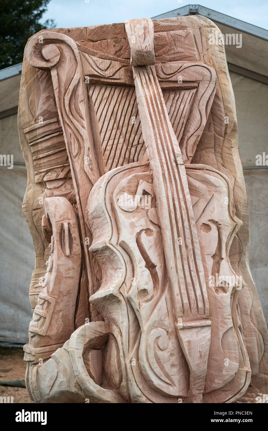 Wood carving competition hi-res stock photography and images - Alamy