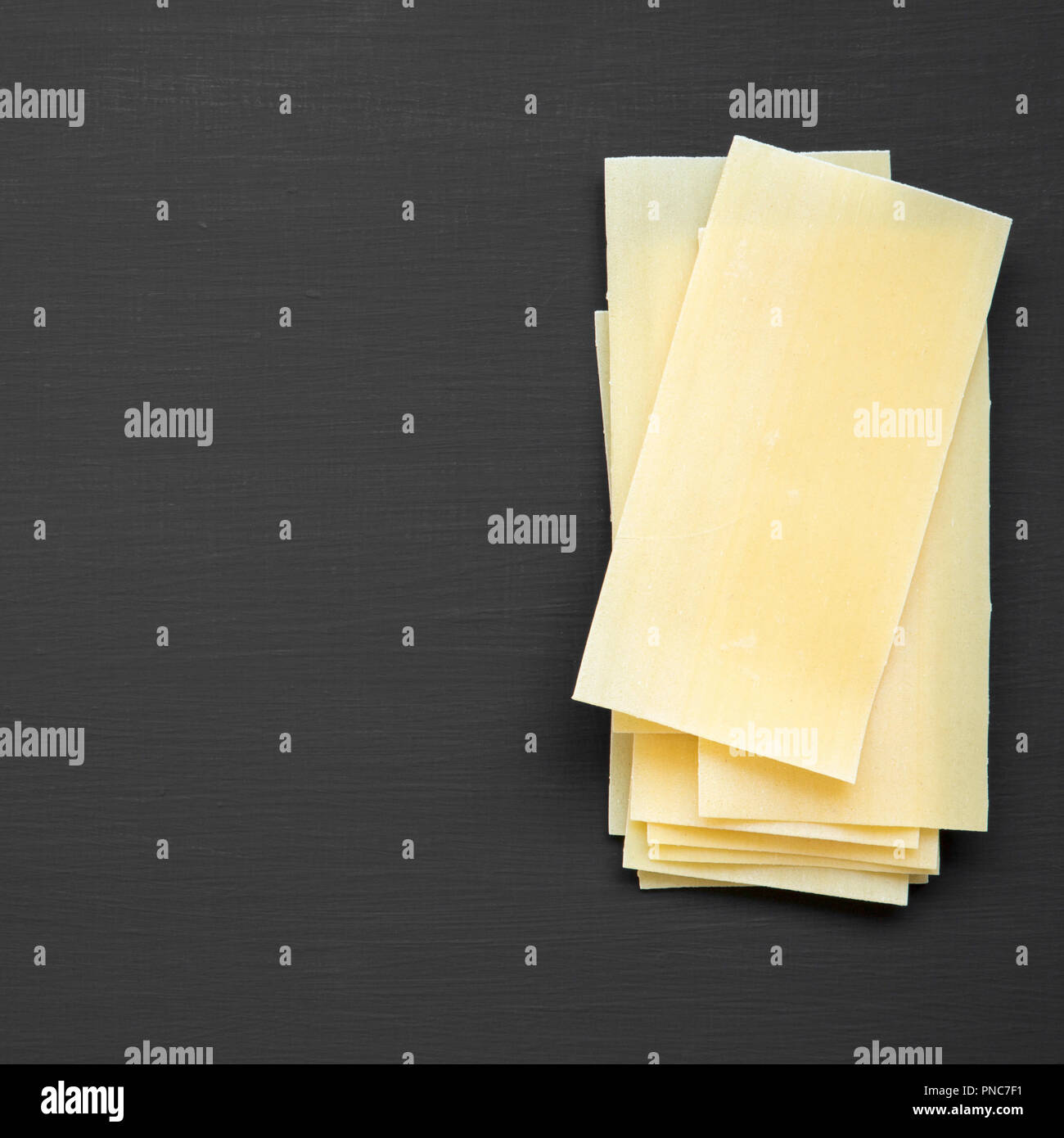 Flat pasta sheets hi-res stock photography and images - Alamy