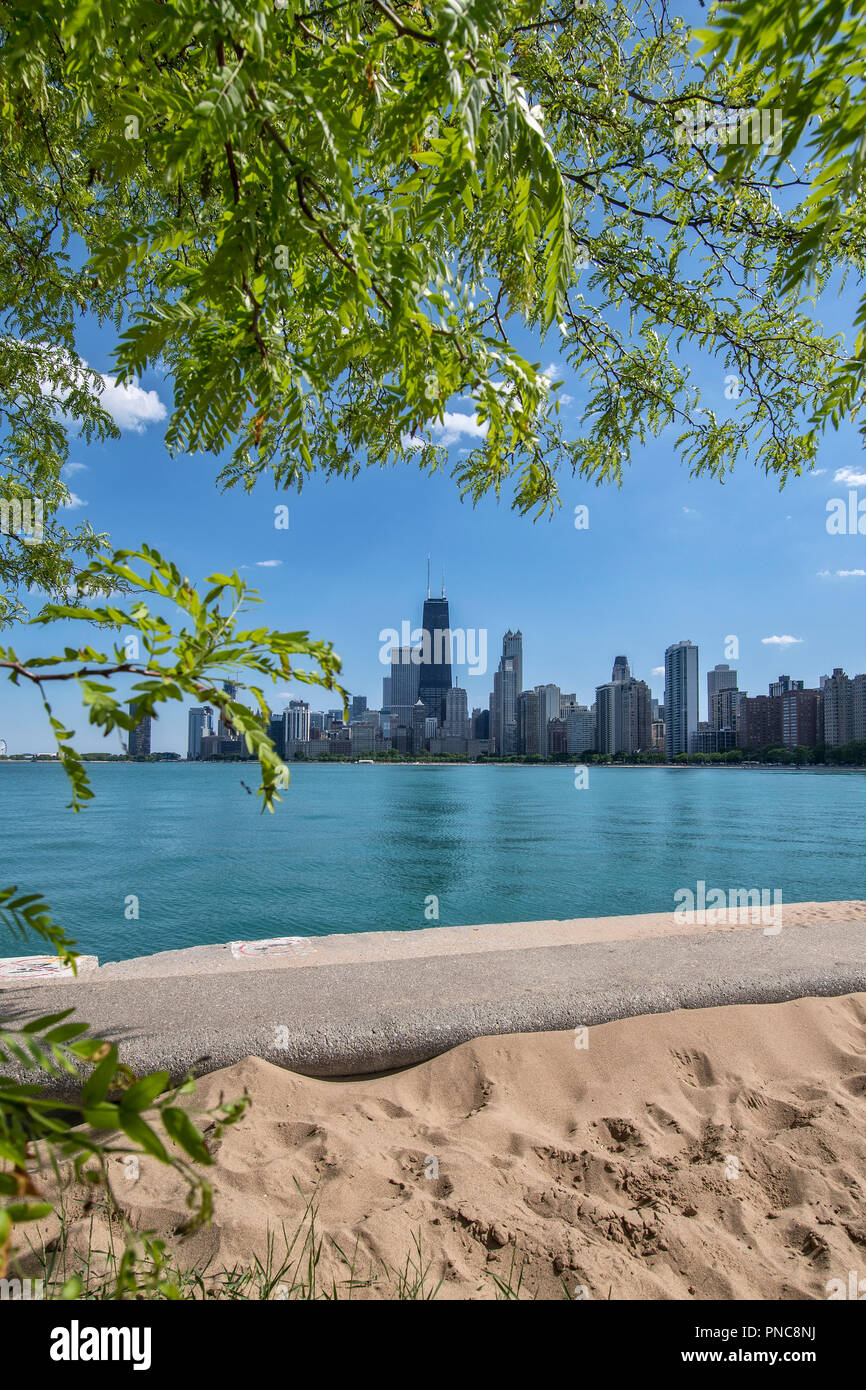View of the Chicago skyline from North Avenue Beach on Lake Michigan ...