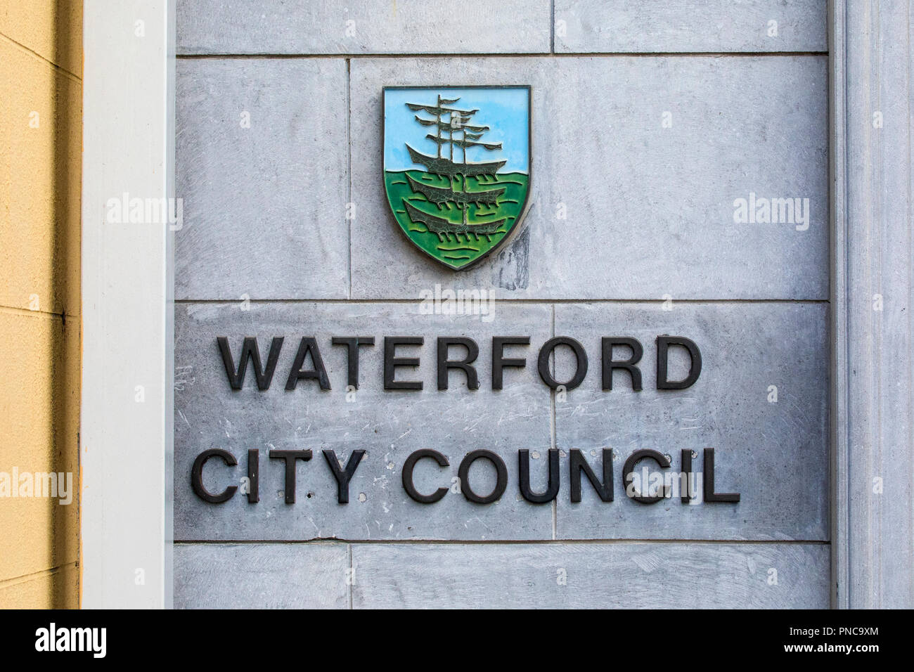 Waterford city hi-res stock photography and images - Alamy
