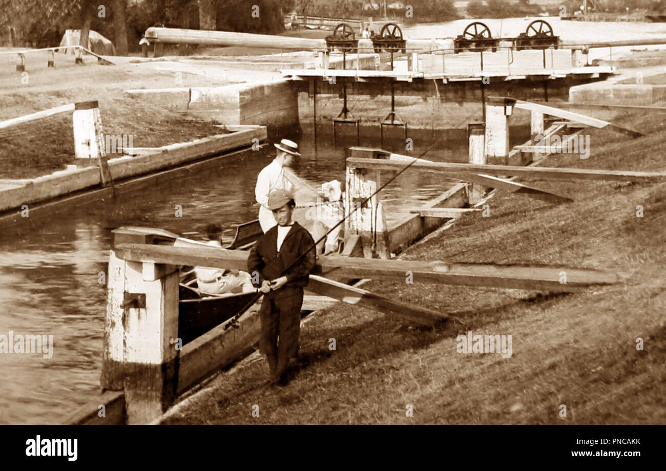Shepperton Lock, River Thames, Victorian period Stock Photo - Alamy