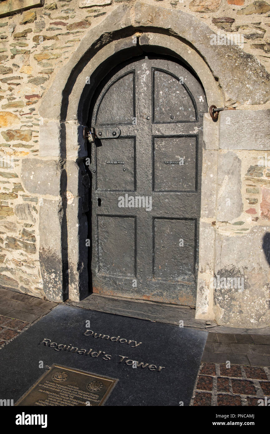 Reginald tower hi-res stock photography and images - Alamy