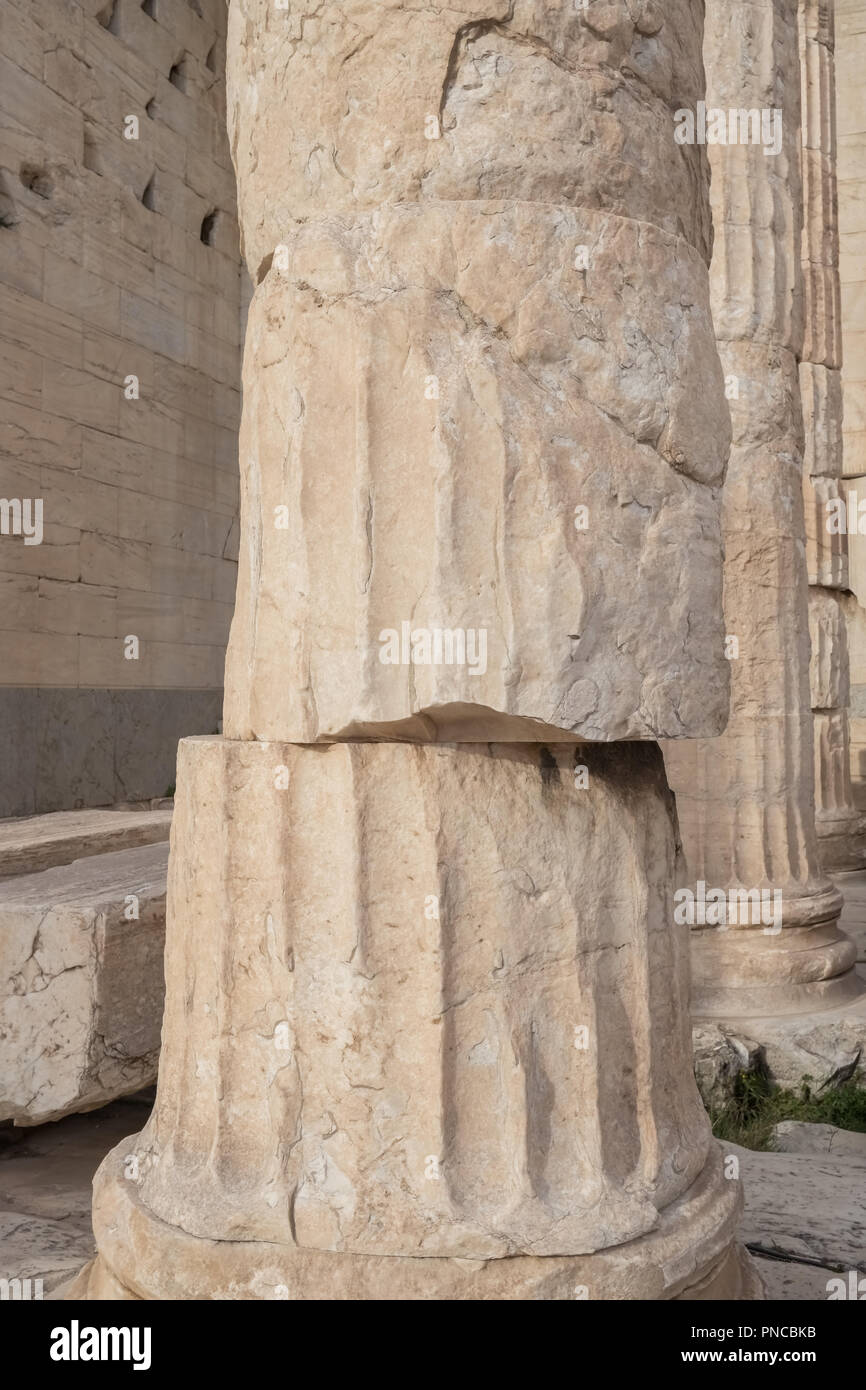 Doric column parthenon hi-res stock photography and images - Alamy