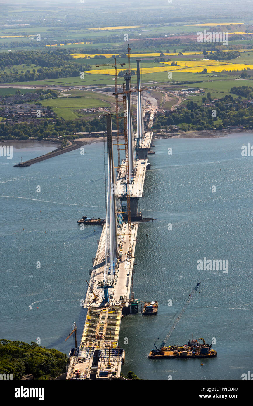 Building new forth bridge queensferry hi-res stock photography and ...