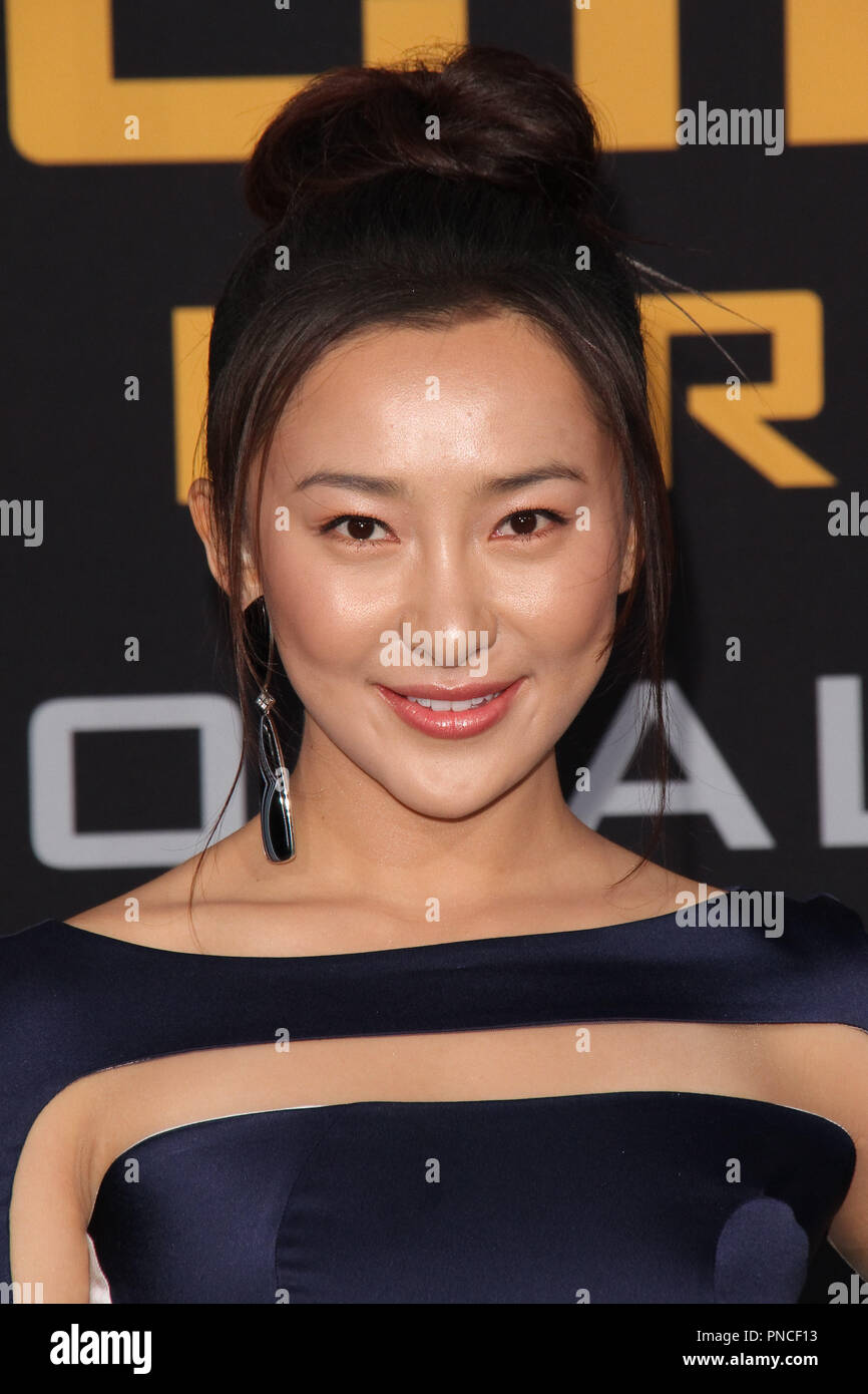 Lily Ji at the Global Premiere of Warner Bros' "Pacific Rim Uprising ...