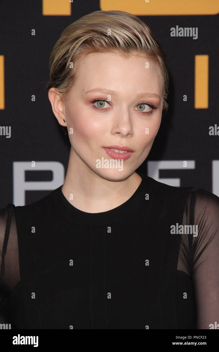 Ivanna Sakhno at the Global Premiere of Warner Bros' "Pacific Rim ...