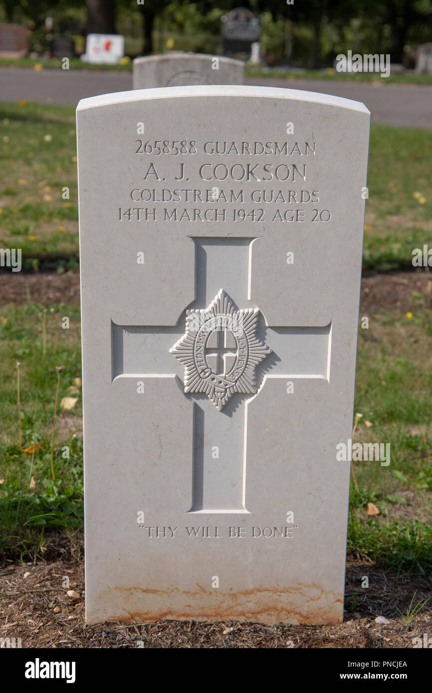 Coldstream guards 194* hi-res stock photography and images - Alamy