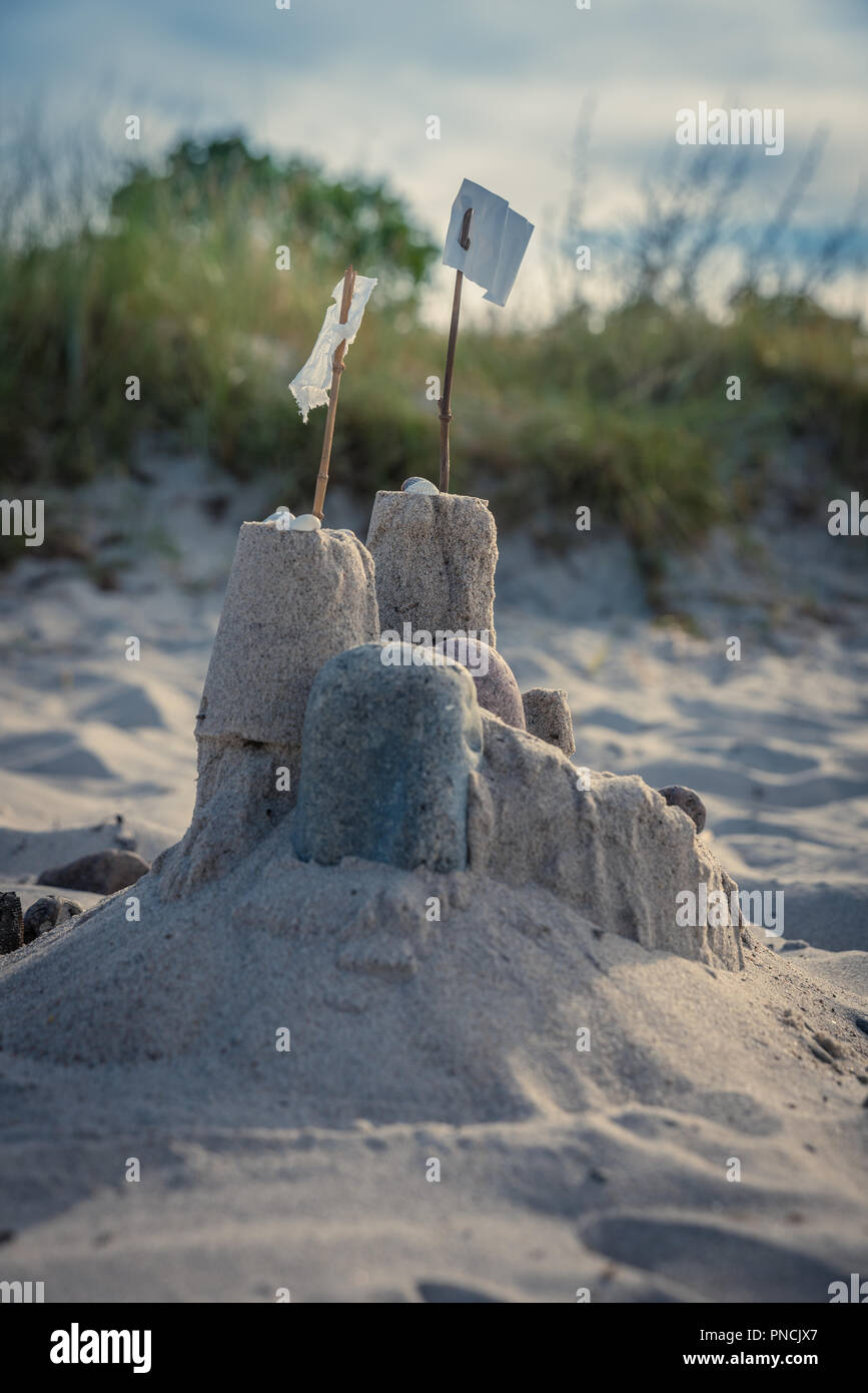 Sandburg sand castle burg sommer beach hi-res stock photography and ...