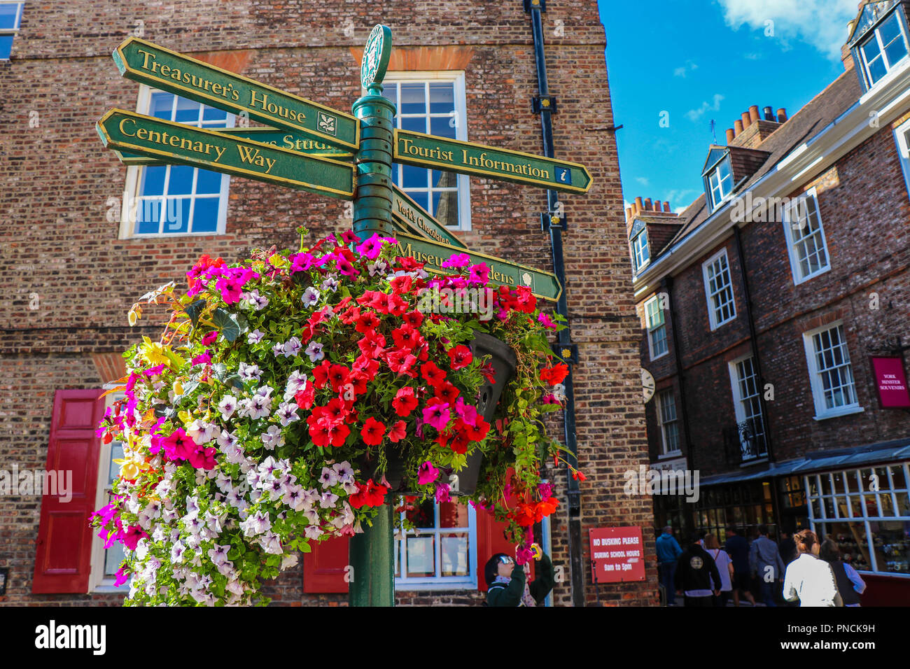 Street photography york uk hi-res stock photography and images - Alamy