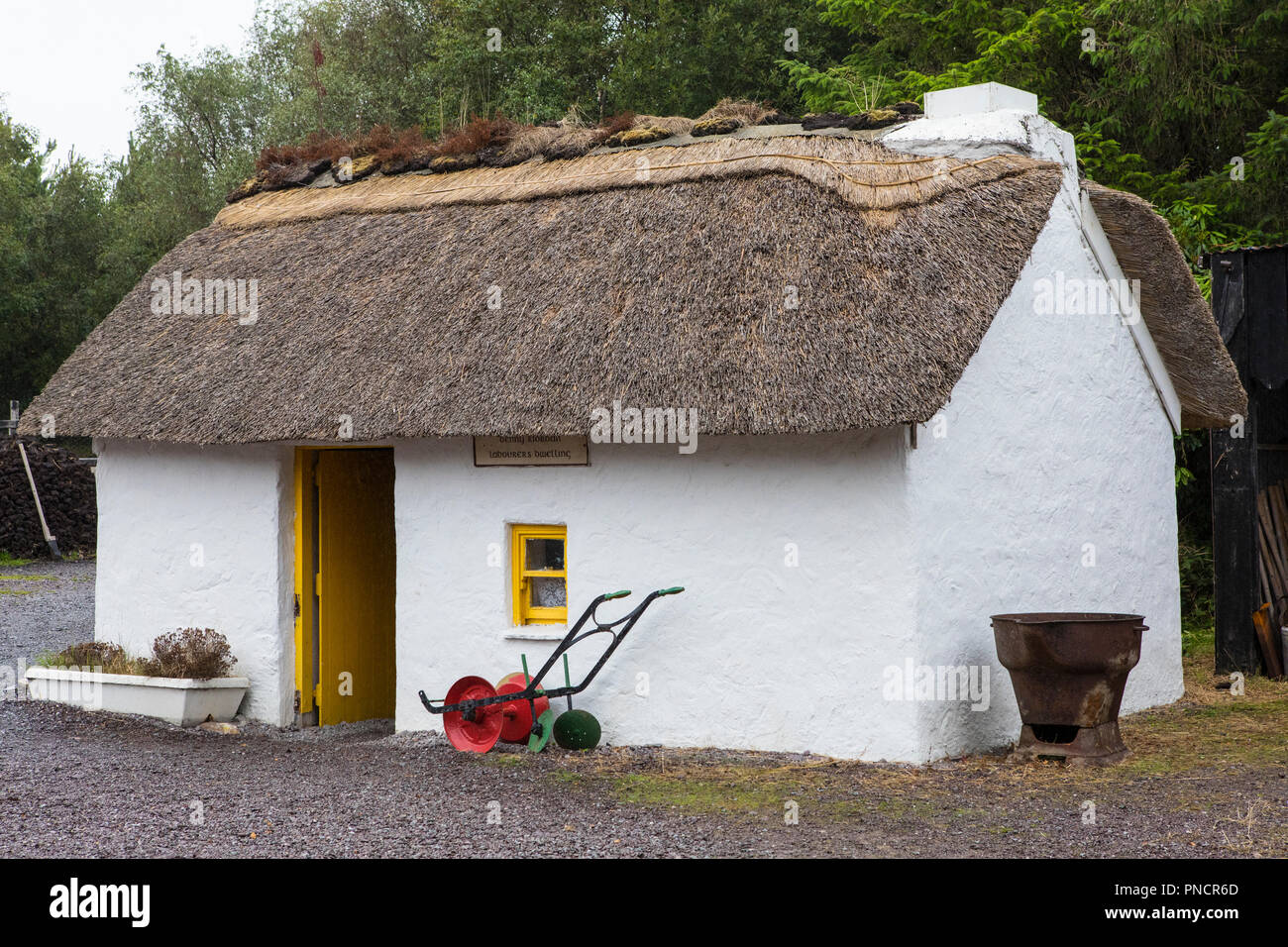 Ireland farm 19th hi-res stock photography and images - Alamy