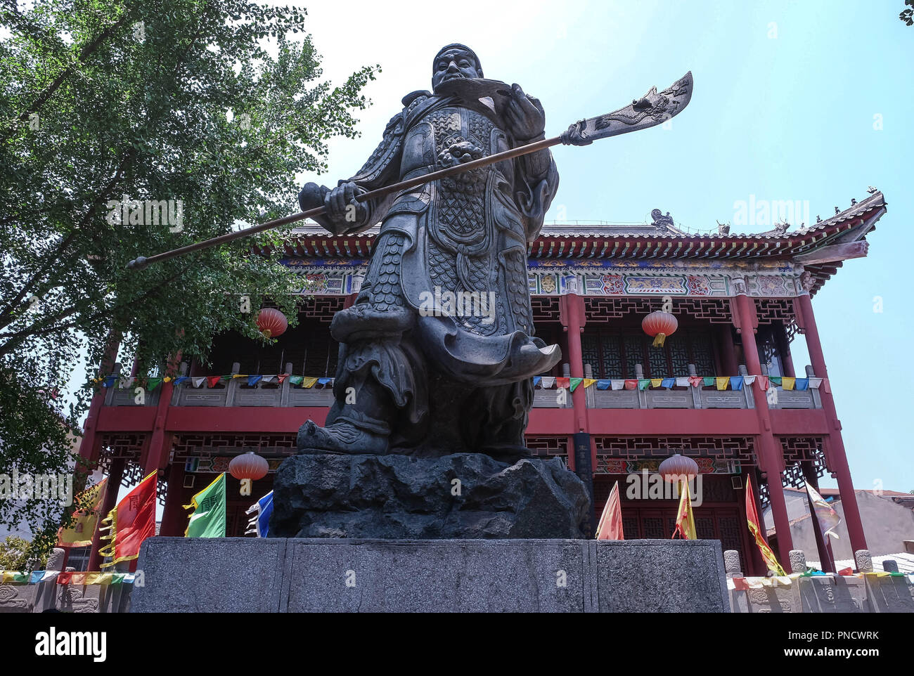 JINGZHOU, CHINA - Jun 7 2018: Guan Yu Statue. Guan Yu Temple. Travel in ... JINGZHOU, CHINA - Jun 7 2018: Guan Yu Statue. Guan Yu Temple. Travel in ...