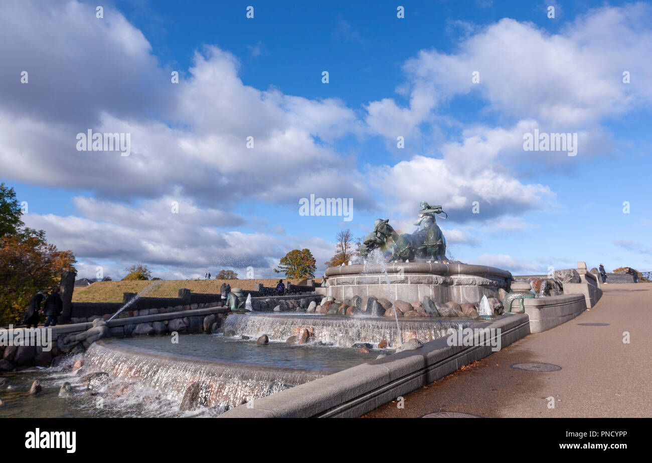 Gefion Fountain, designed by Danish artist Anders Bundgaard ...
