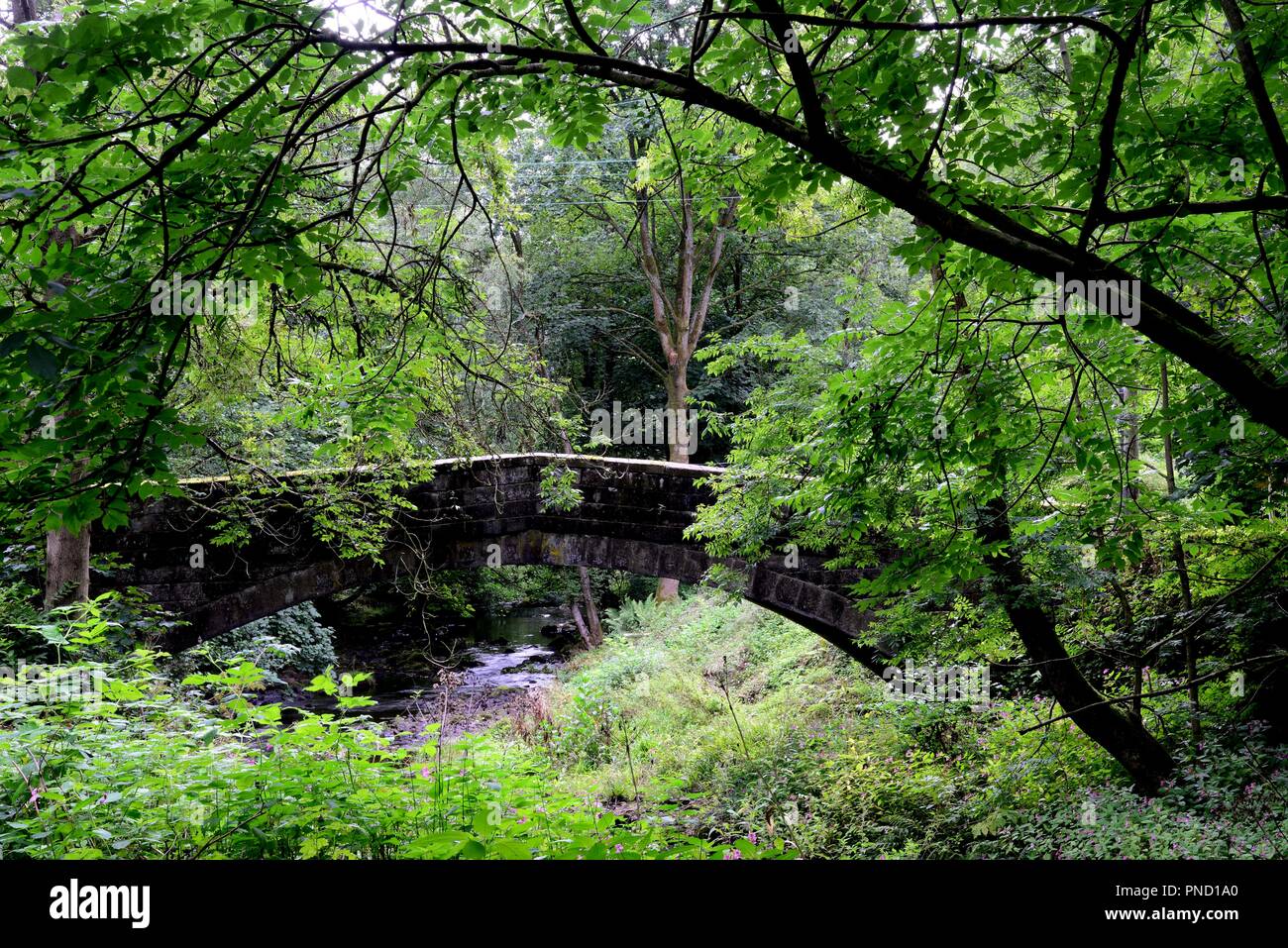 Bridge over hebden water hi-res stock photography and images - Alamy