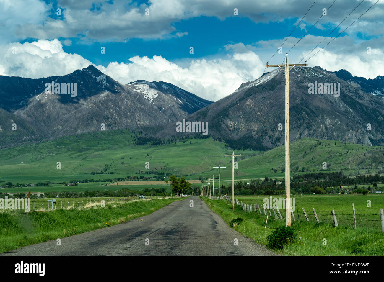 Absaroka mountain range hi-res stock photography and images - Alamy