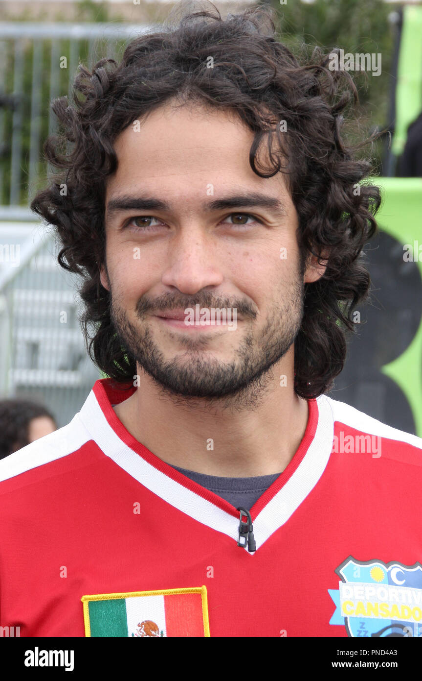 Alfonso herrera hi-res stock photography and images - Alamy