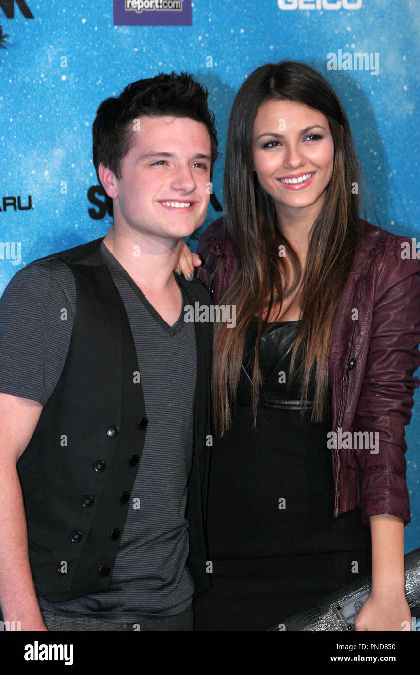Josh Hutcherson and Victoria Justice at the Spike TV's Scream 2009 ...