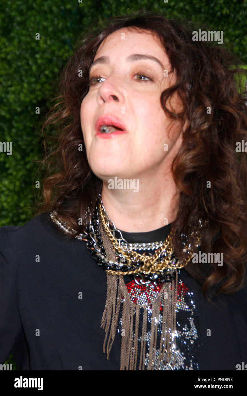 Jane Adams's Instagram, Twitter & Facebook on IDCrawl