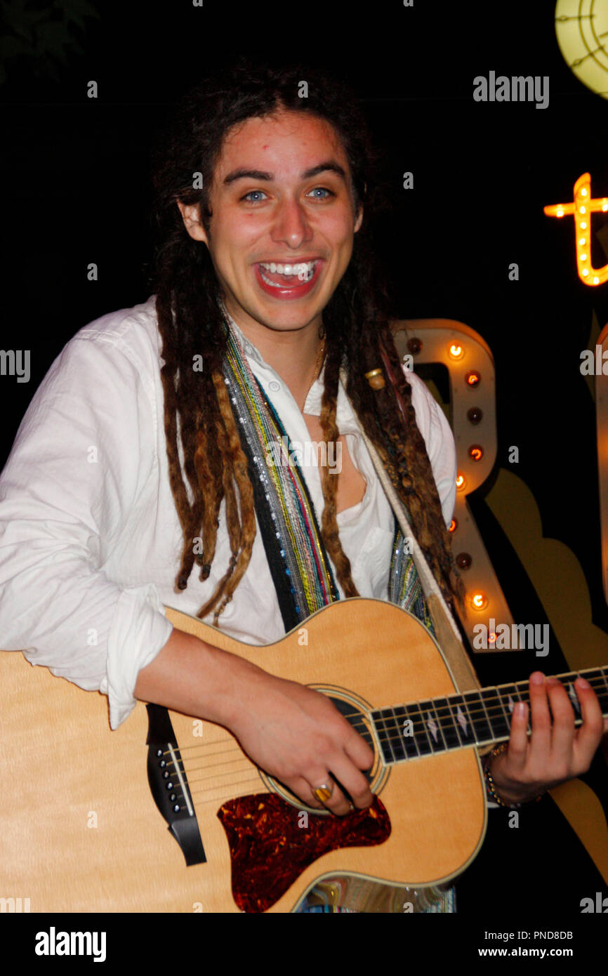 Jason Castro 2022 Singer