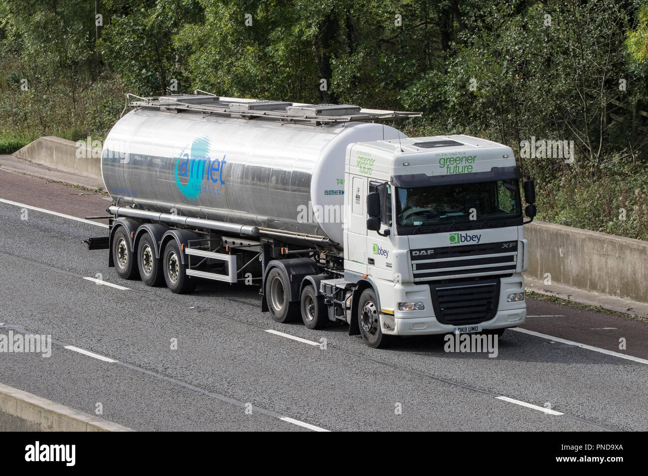 AMET HGV white Heavy goods lorries, DAF trucks & trucking, tanker ...