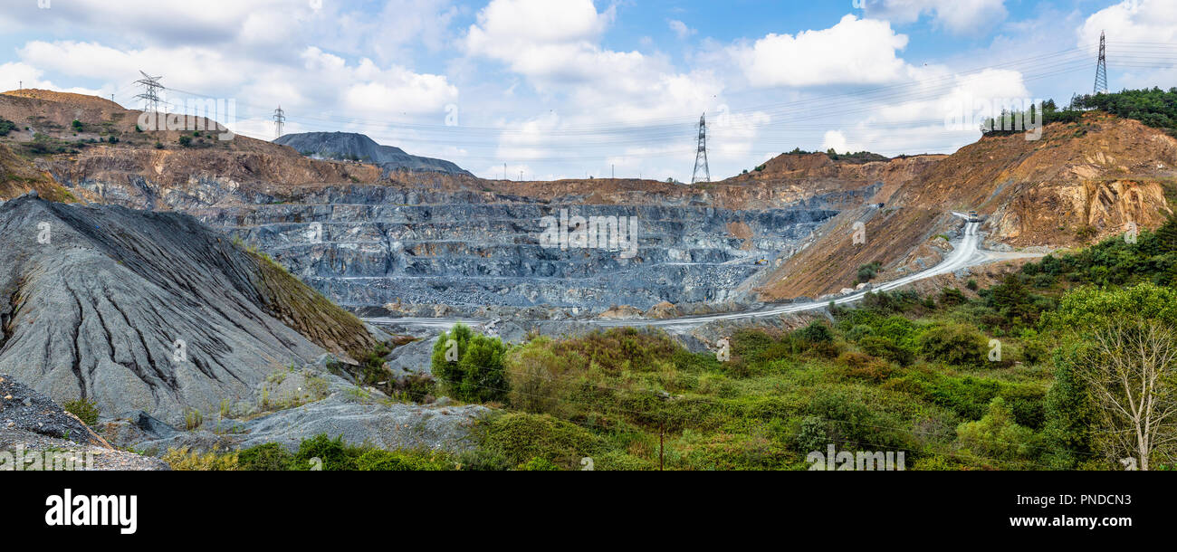 Dimension stone hi-res stock photography and images - Alamy