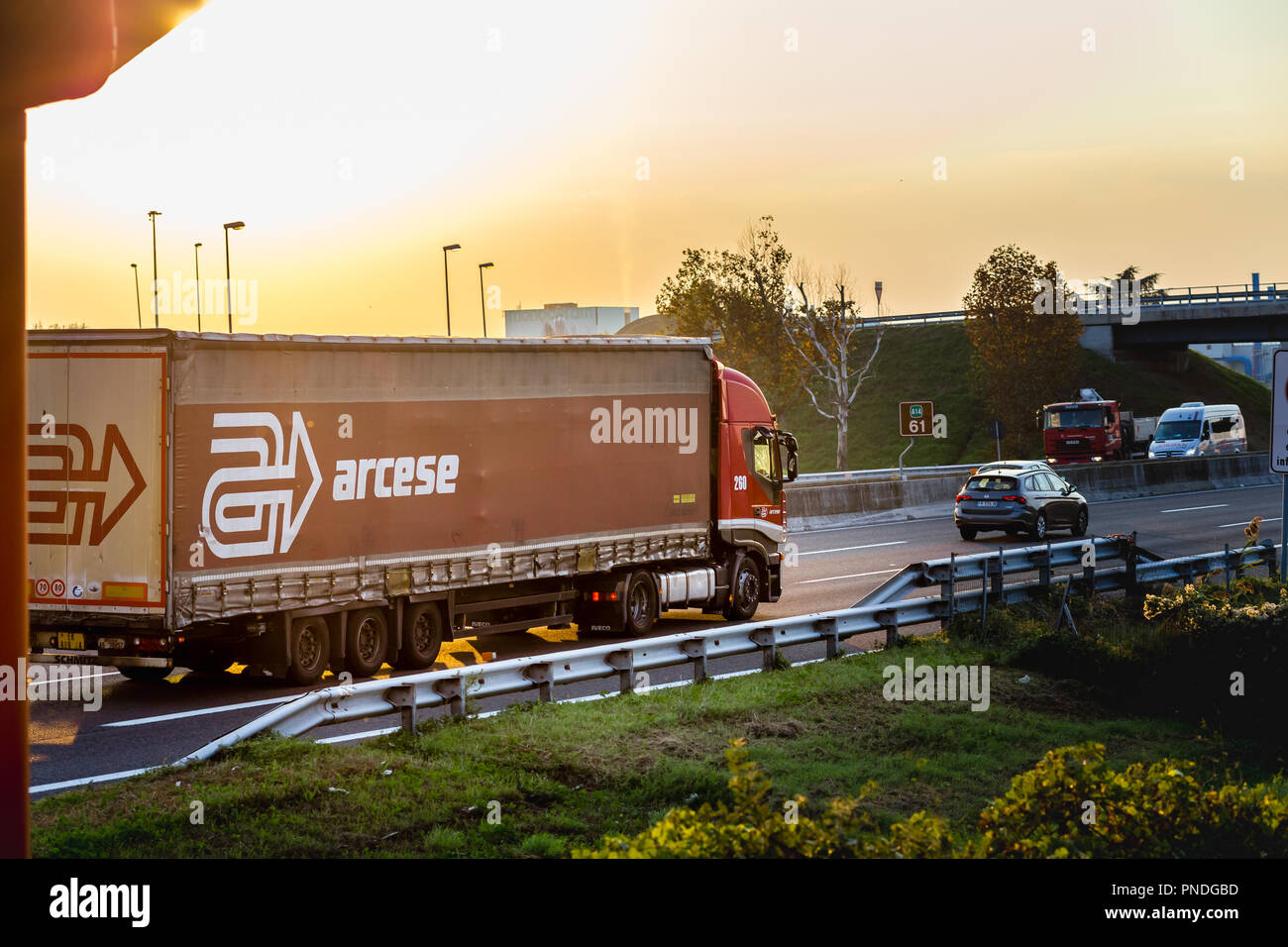 Arcese truck hi-res stock photography and images - Alamy