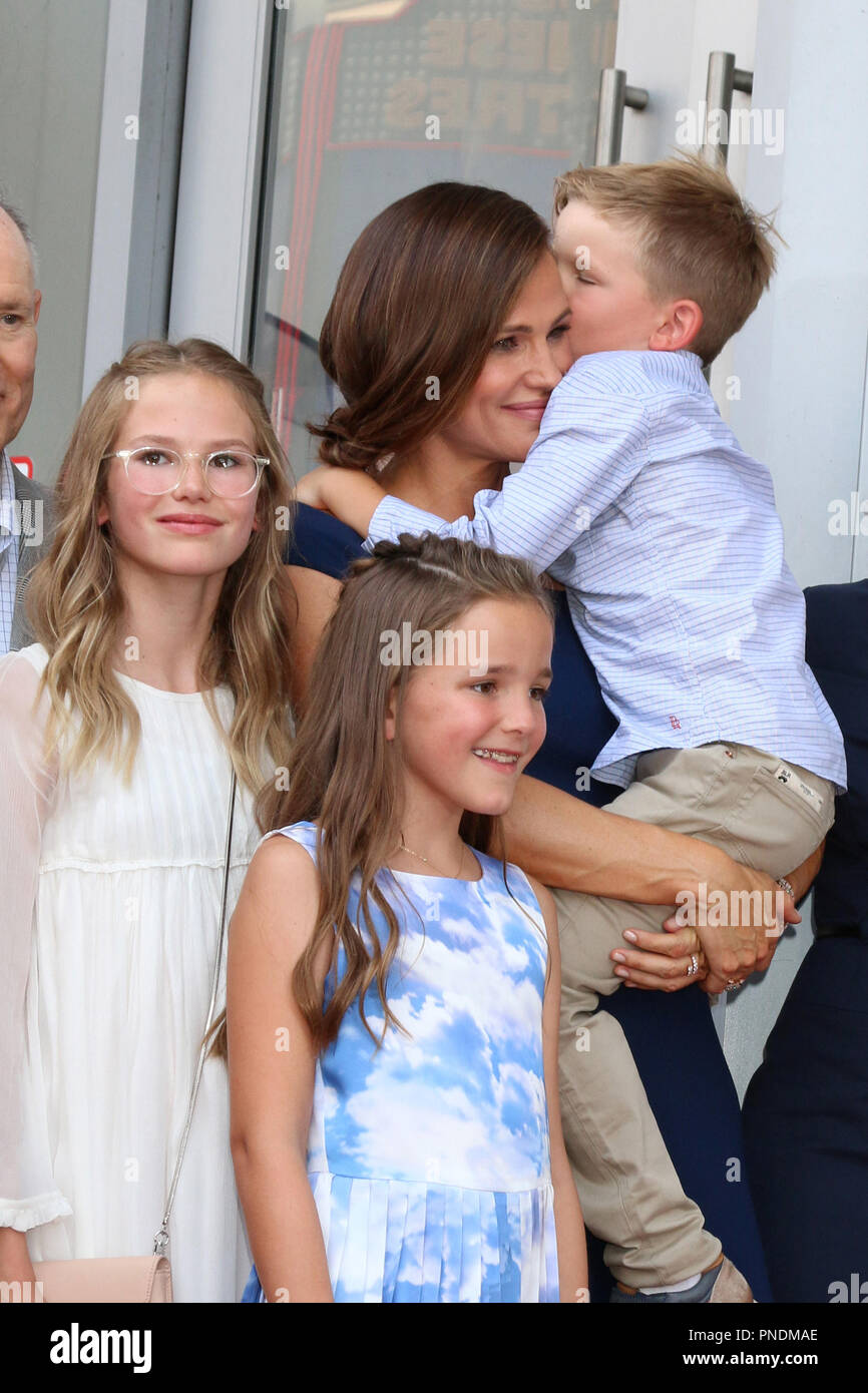 Jennifer Garner Star Ceremony on the Hollywood Walk of Fame on August ...