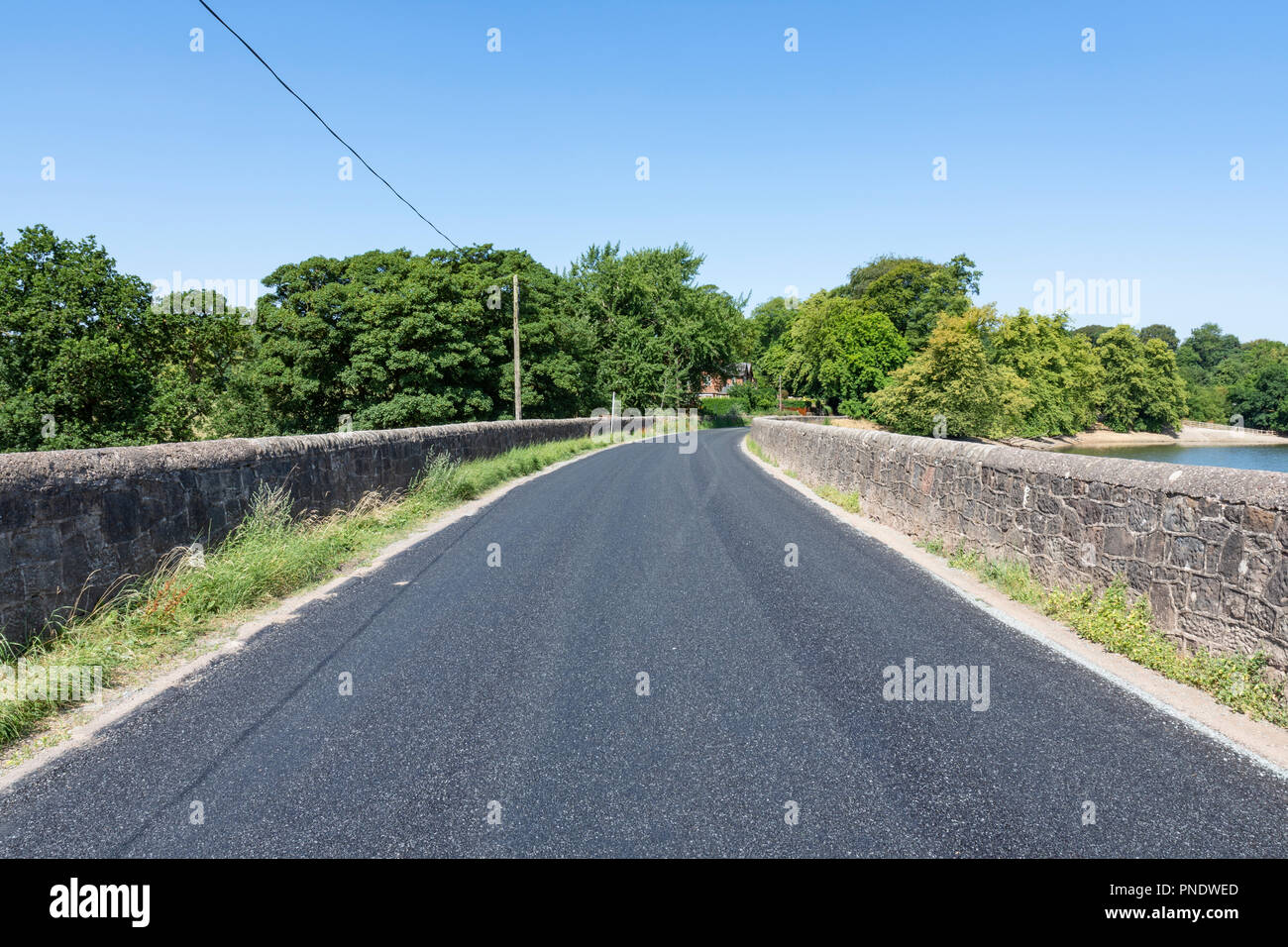 Old English country road Stock Photo - Alamy