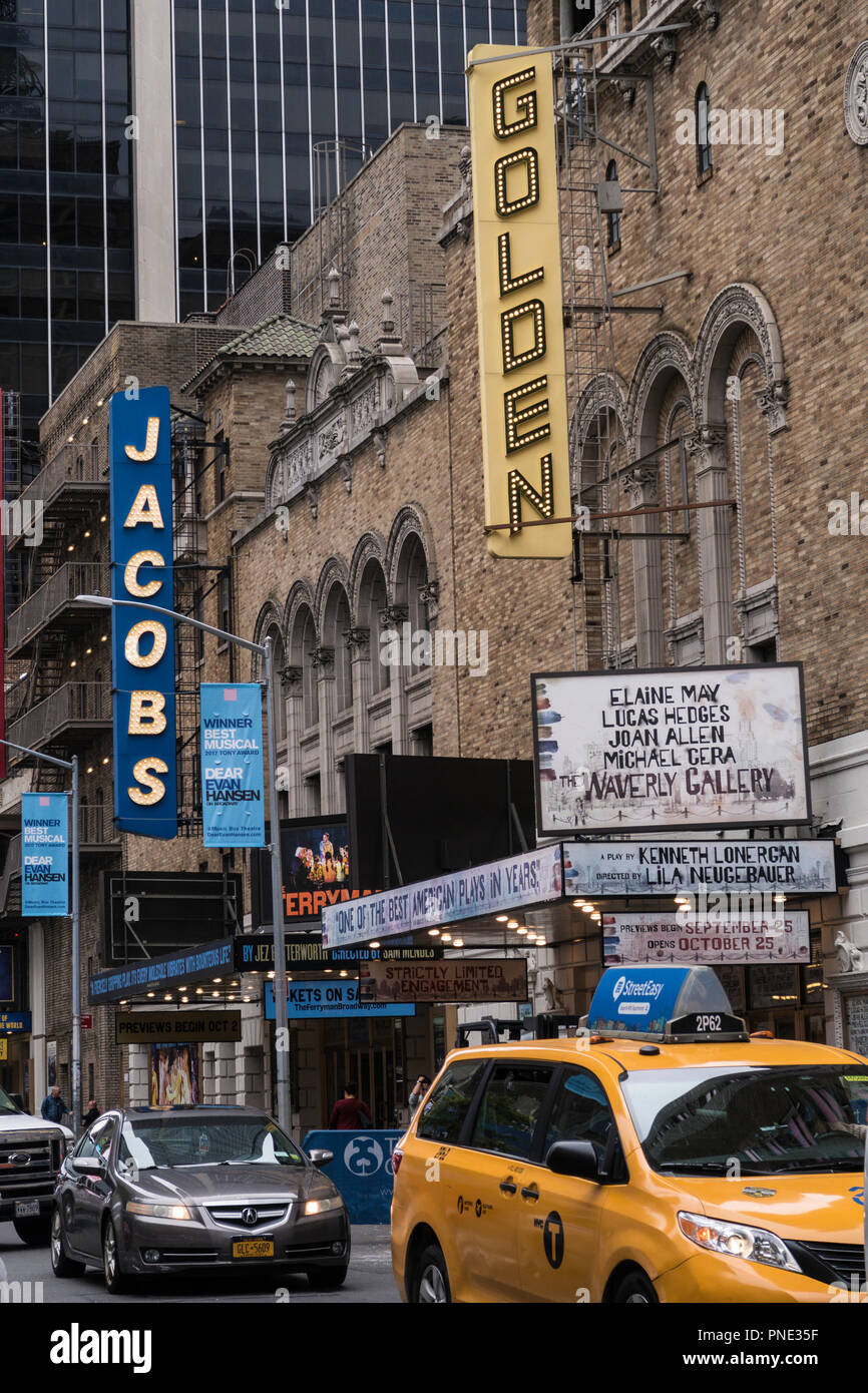 Theaters hi-res stock photography and images - Alamy