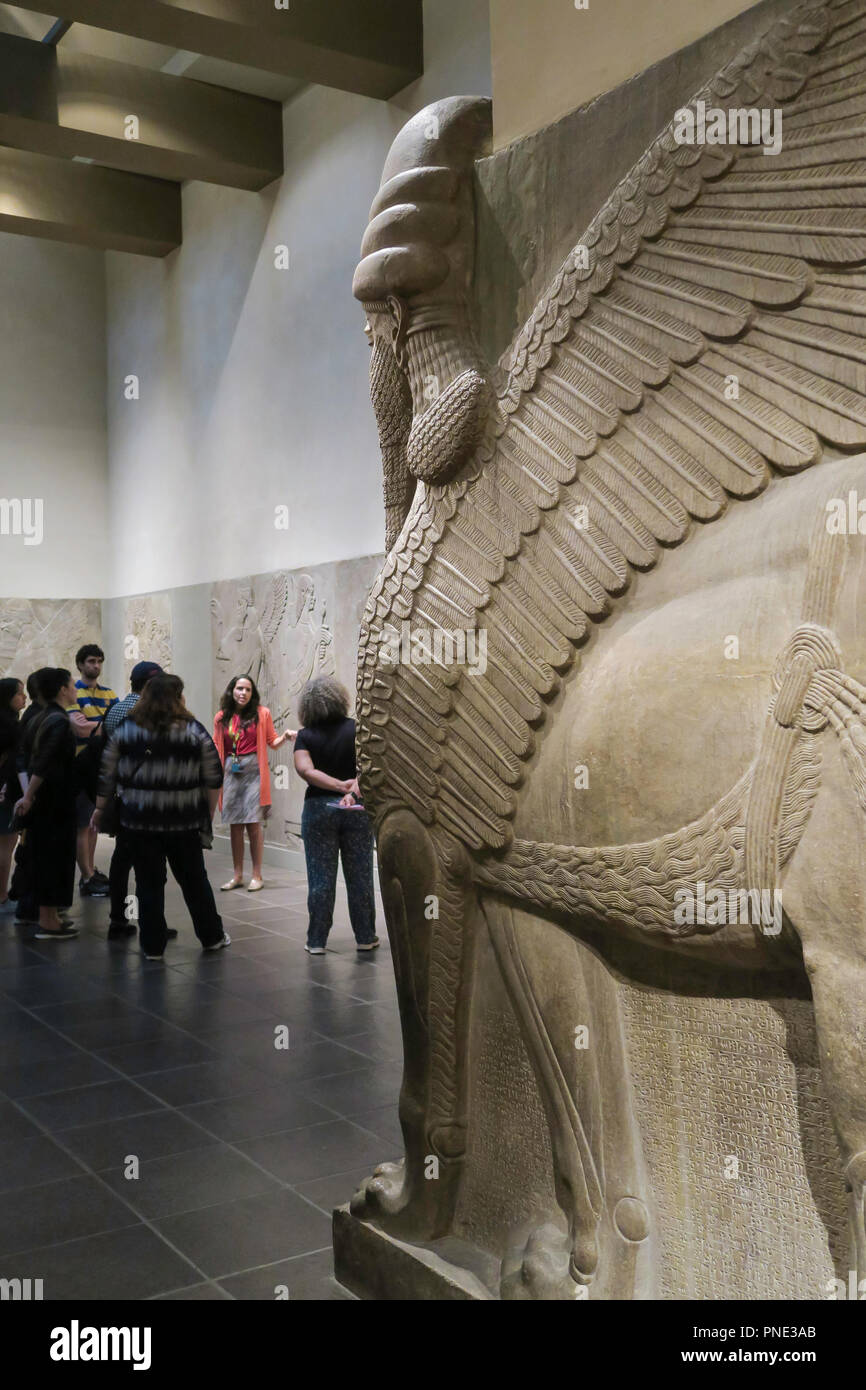Ancient Near Eastern Art Gallery in the Metropolitan Museum of Art, NYC ...