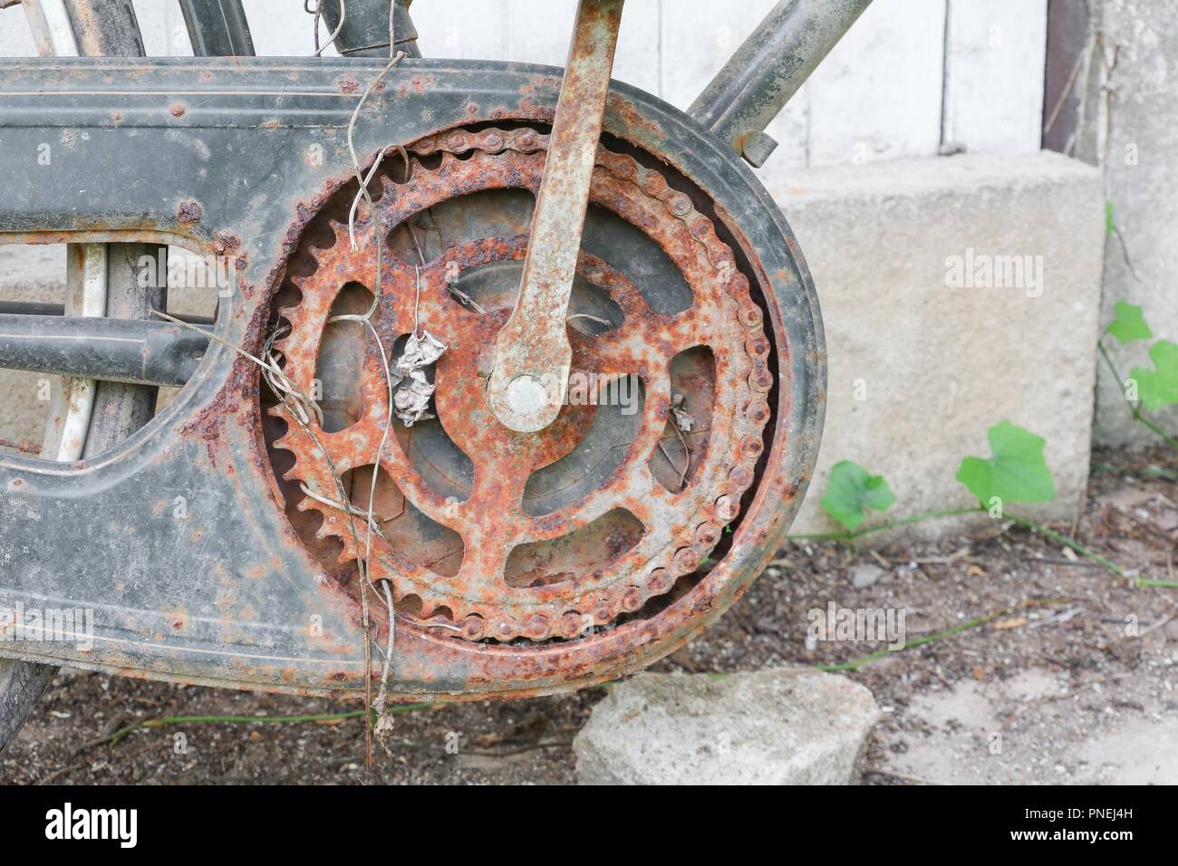 bicycle Antique Broken Old at decay and rust Stock Photo - Alamy