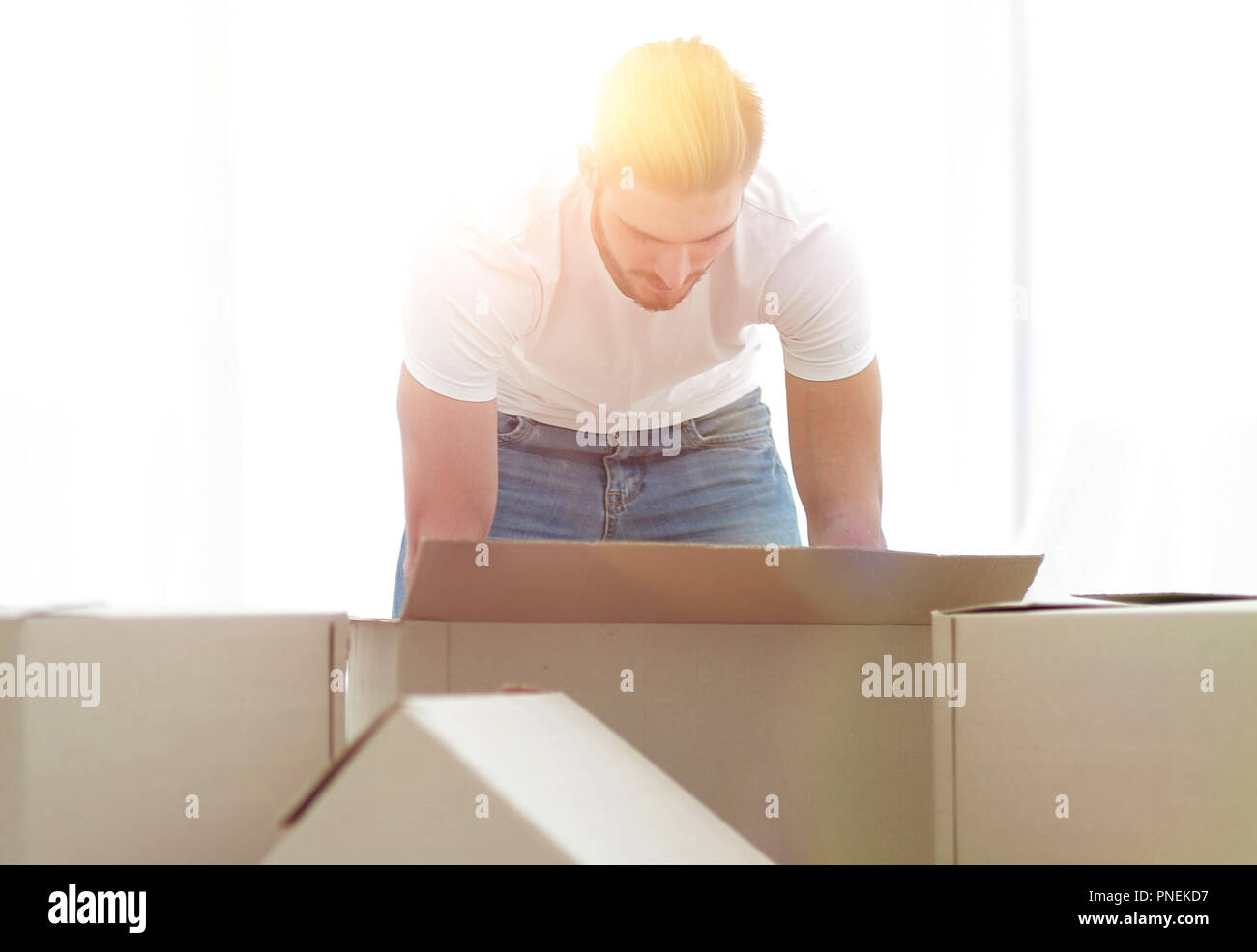 Sorting things hi-res stock photography and images - Alamy