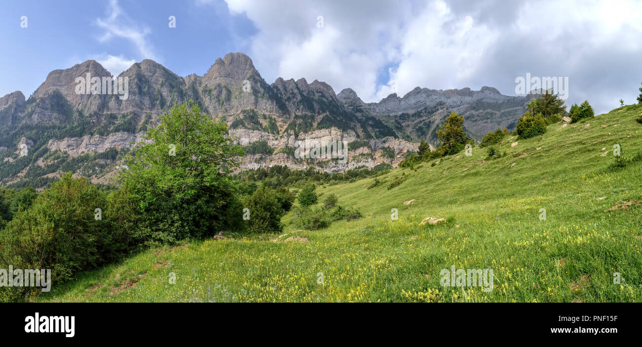 The mountains and the massif along the green path to the Piedrafita de ...
