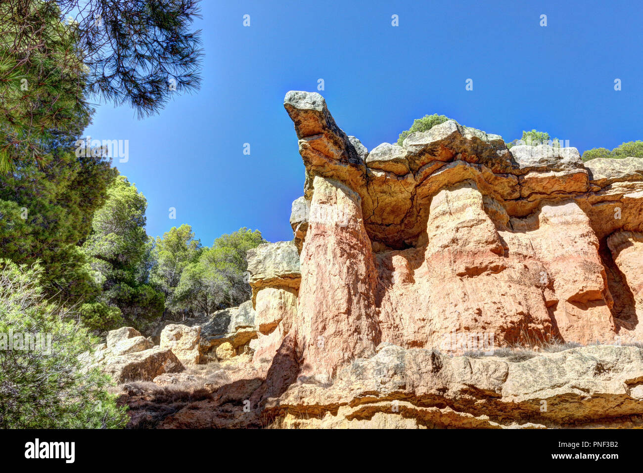 Protruding rock hi-res stock photography and images - Alamy