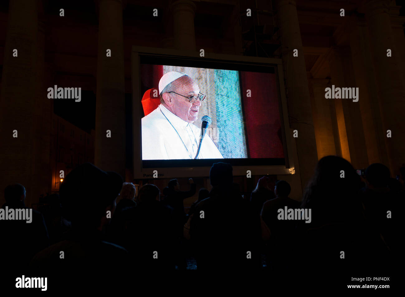 Conclave vatican hi-res stock photography and images - Alamy