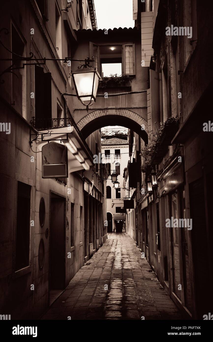 Alley view with historical buildings in Venice, Italy Stock Photo - Alamy